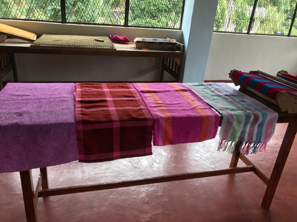 Looms project update | Trekking Sri Lanka